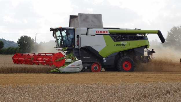 CLAAS EASTERN - Combine Harvesters