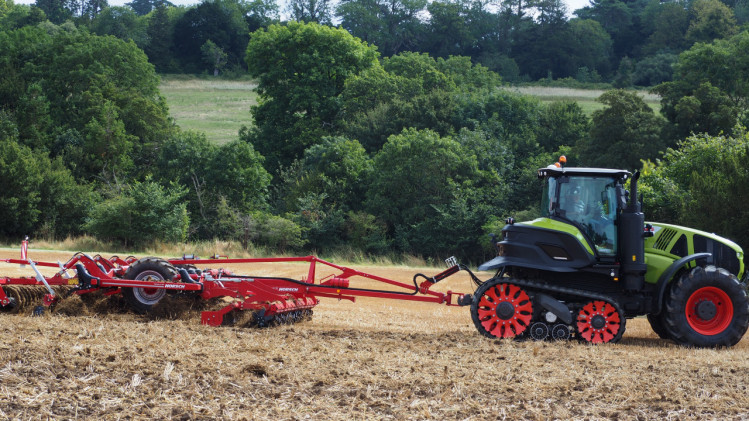 CLAAS EASTERN - Tractors