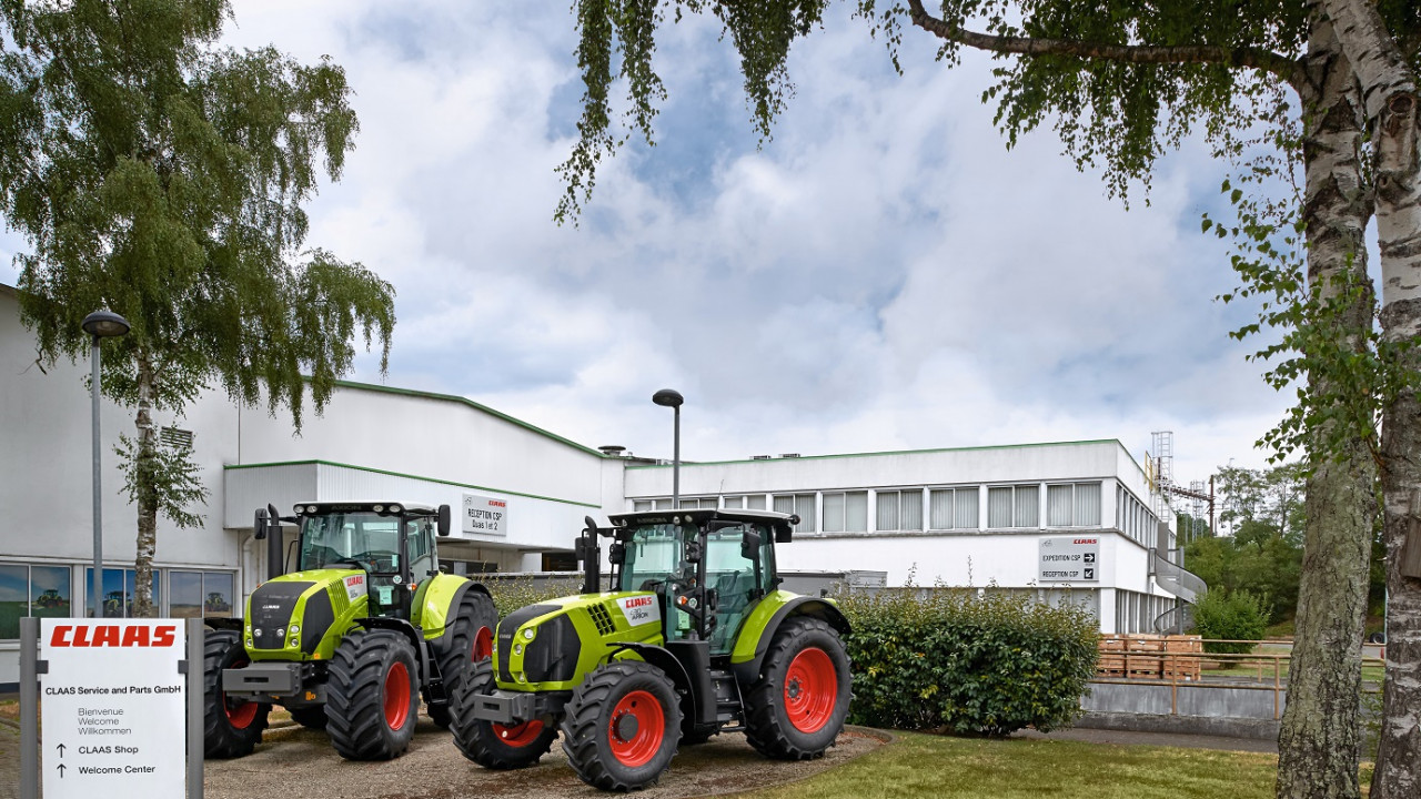 CLAAS EASTERN - Tractors