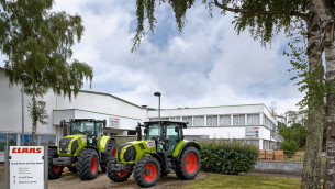 CLAAS EASTERN - Tractors