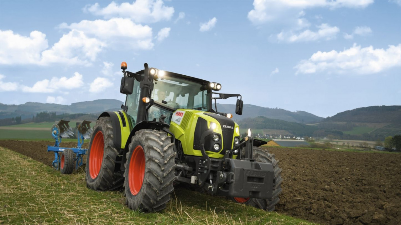 CLAAS WESTERN - Tractors