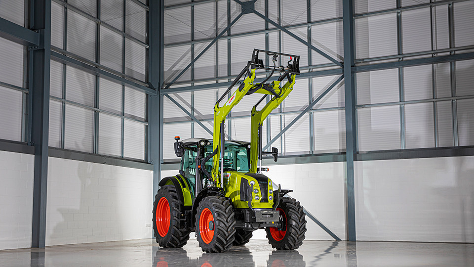 CLAAS WESTERN - NEW ARION 400, Stage V range launched